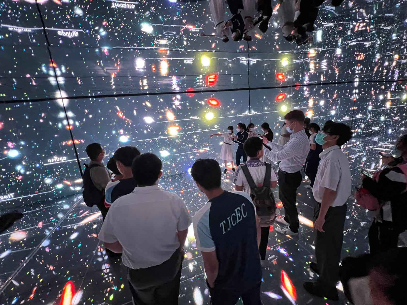 Orbstella Metaspace @ Pacific Place - immersive art experience - CLAP ...